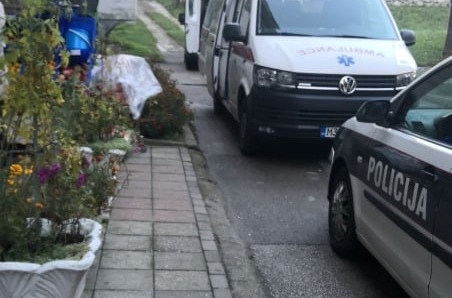 Tragedija u tuzlanskom naselju Paša Bunar: Aktivirana ručna bomba ...