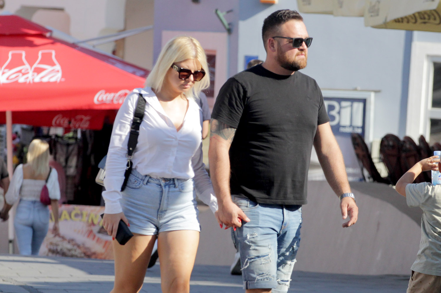 Sunčana nedelja u Tuzli: Trg i bašte kafića pune - BH Reporter