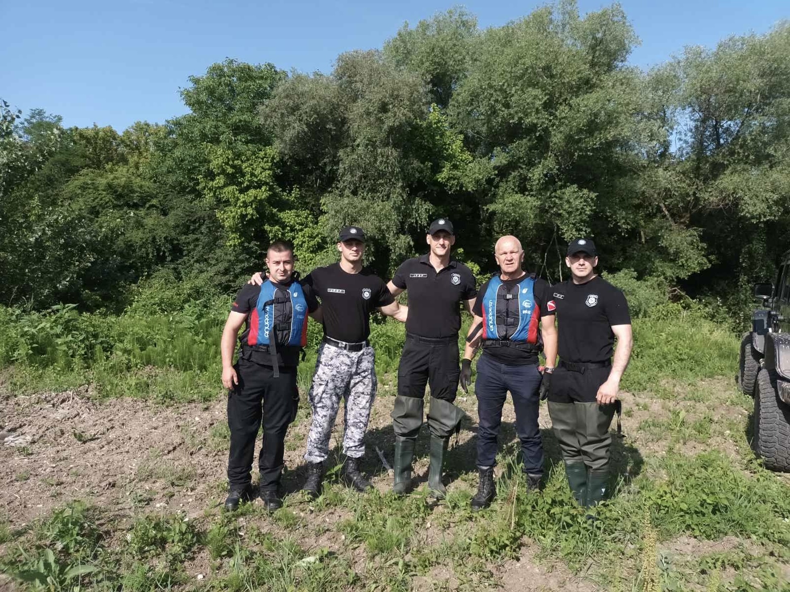 Uprava policije MUP TK angažovala ronioce i tešku mehanizaciju u ...